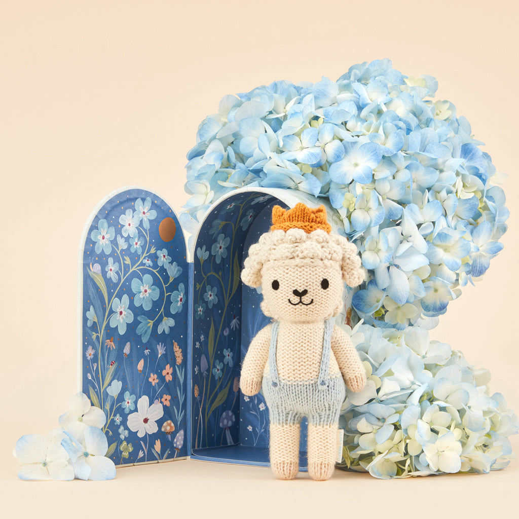 Cuddle + Kind Tiny Sebastian the lamb – Enfance Baby & Kids